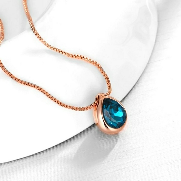 Jewelry | Aqua And Gold Necklace | Poshmark